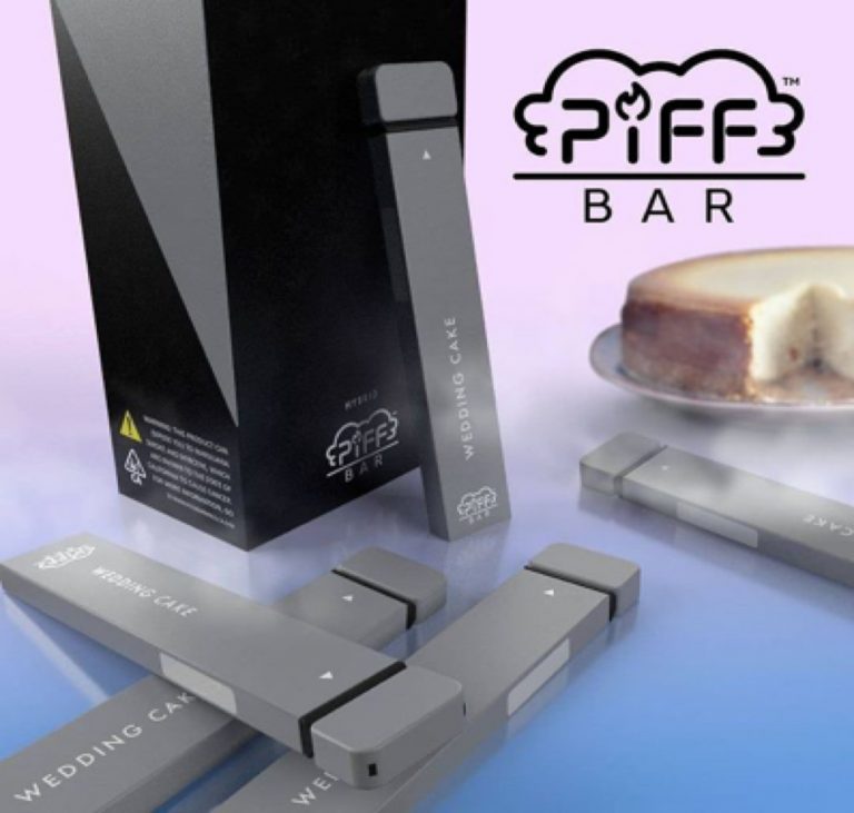 Piff Bar Wedding Cake disposable device - Piff Bars Official